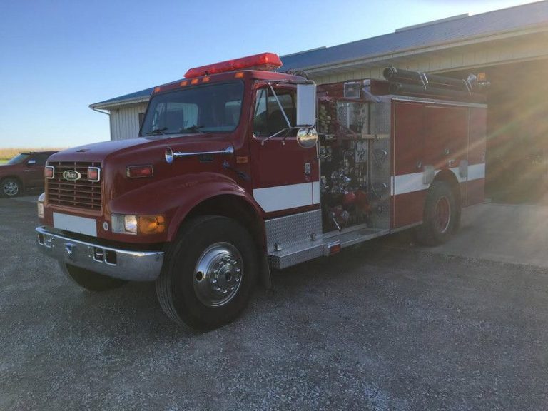 2000 Pierce Navistar 4900 1250/1000 (E3212) | Fenton Fire