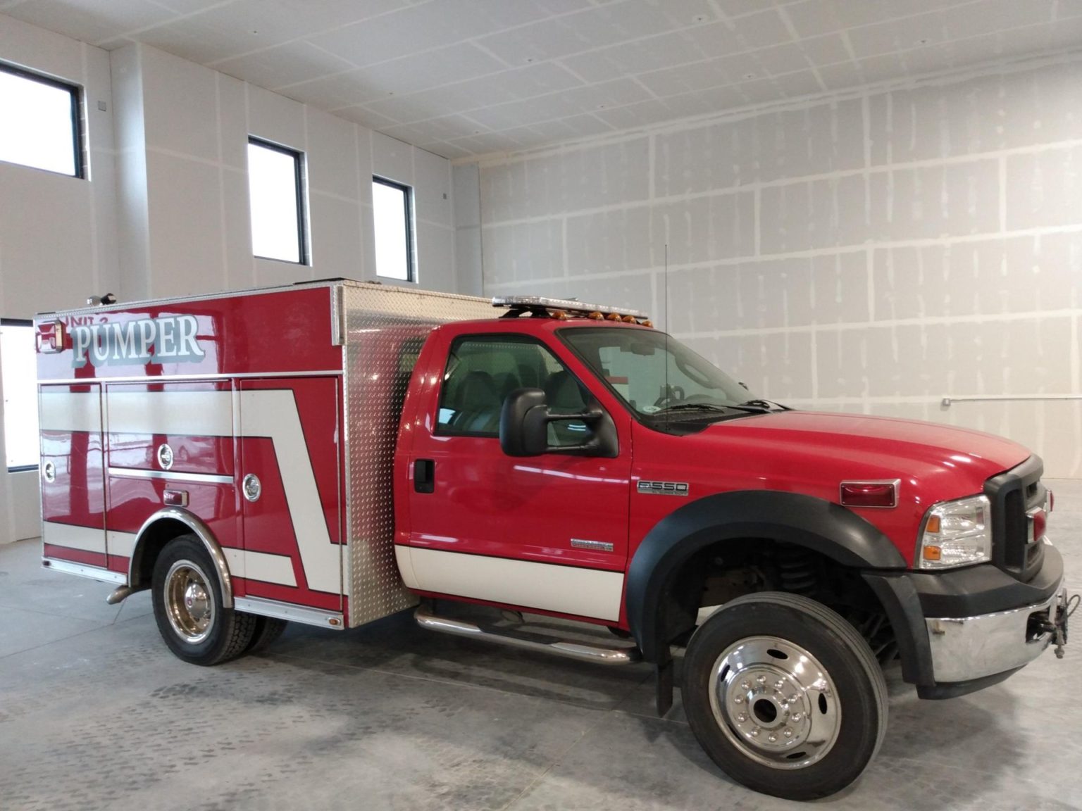 2007 Ford F550 4x4 Quick Attack Mini Pumper/Rescue (E3937) | Fenton Fire