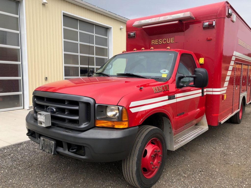 2000 Ford F550 Walk-In Rescue (R2179) | Fenton Fire