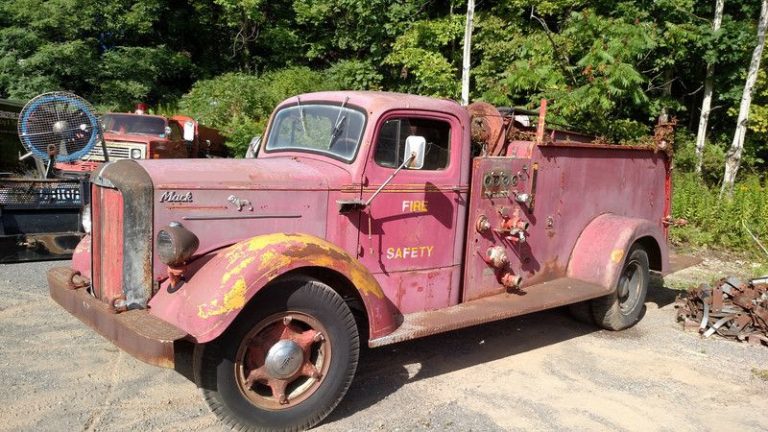 1958 Mack Antique Fire Truck (U0688) | Fenton Fire