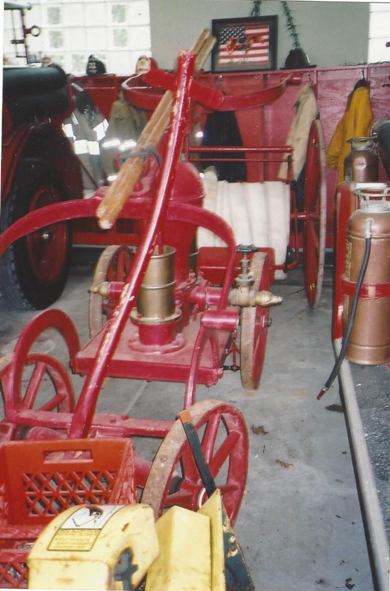 19th century Hand Drawn Fire Pump (U0701) | Fenton Fire