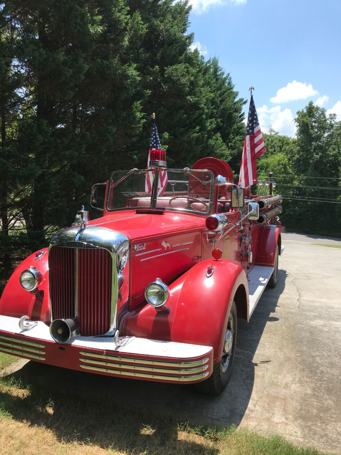 1953 Mack L95 Antique Pumper (U0797) | Fenton Fire