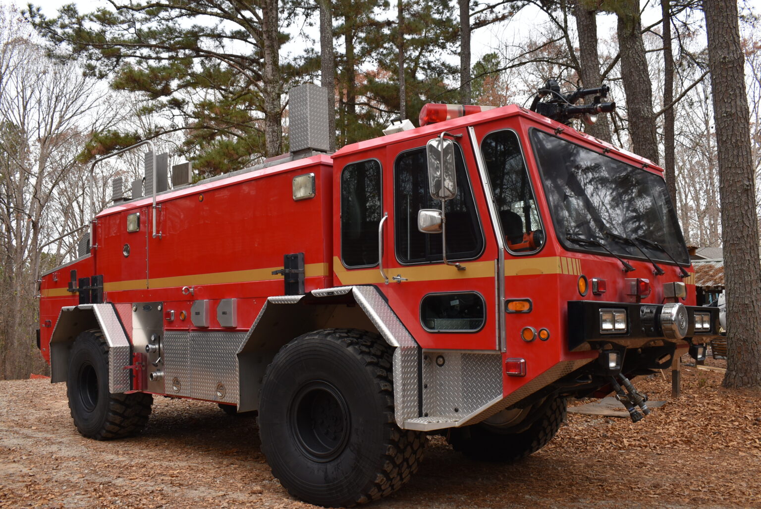 1992 E-One Titan ARFF 1500/1500 (O1128) | Fenton Fire