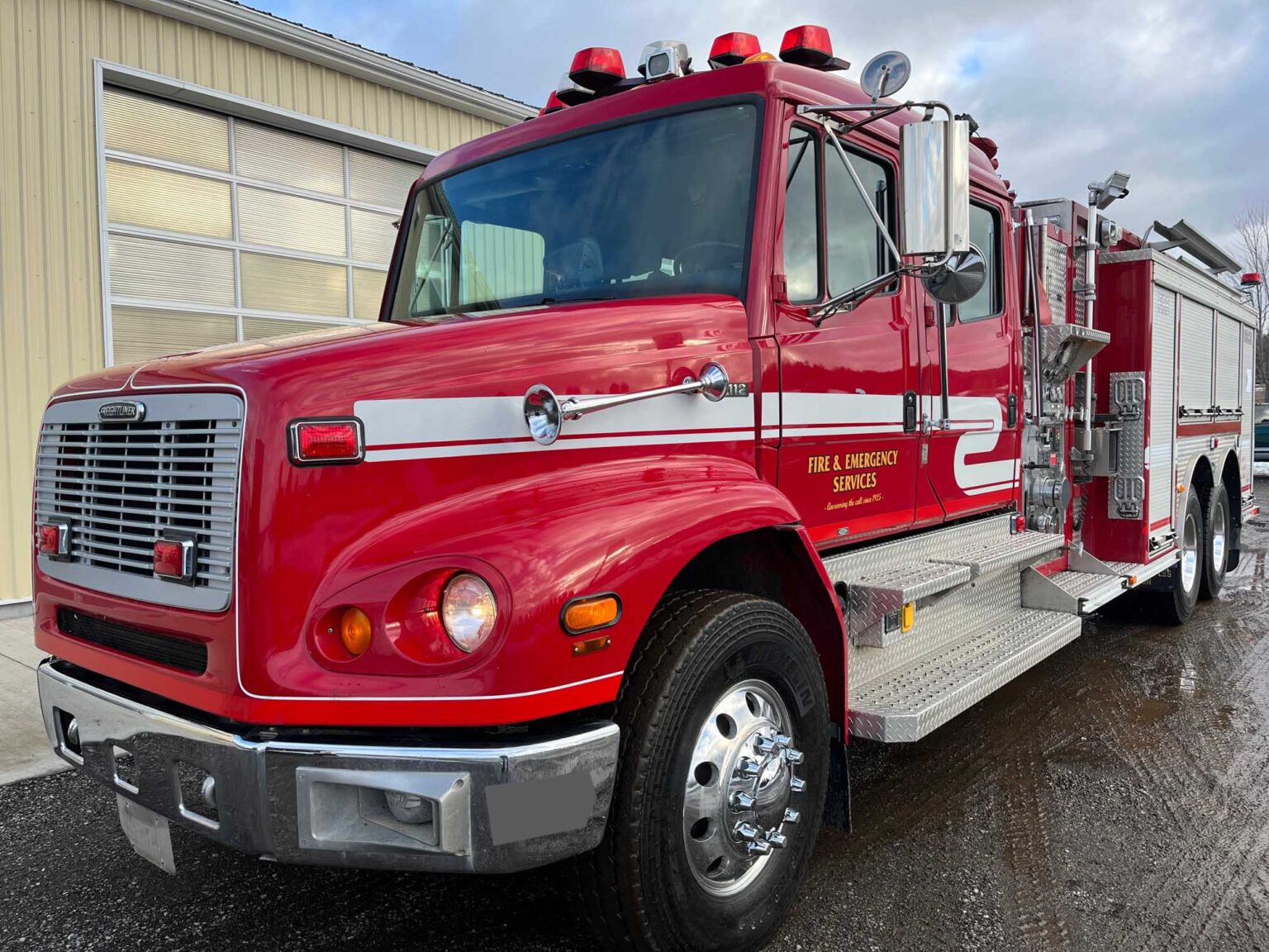 2000 Freightliner Pumper Tanker 500/2800 (T1323) | Fenton Fire