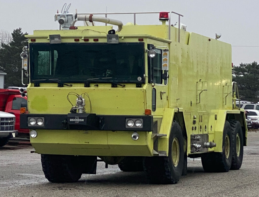 1988 Oshkosh ARFF 1250/3000 (O1189) | Fenton Fire