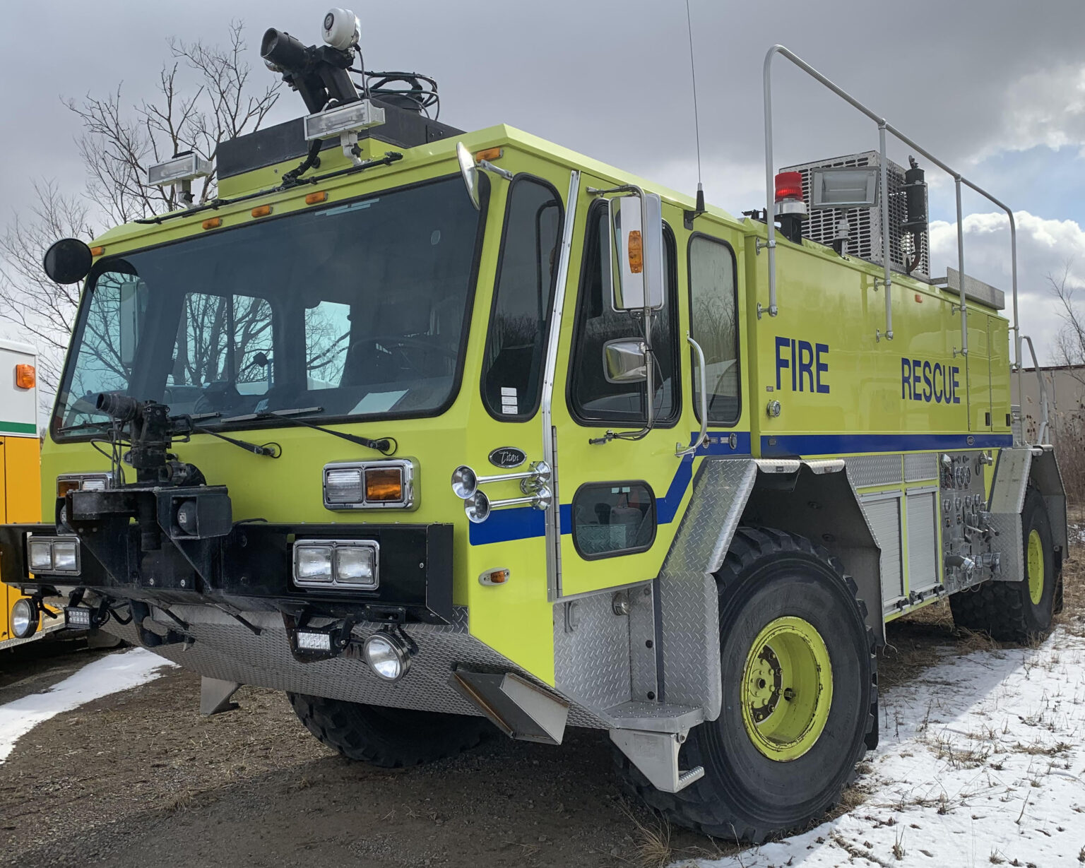 1998 E-ONE Aircraft Rescue ARFF 1500/1500/450 (O1192) | Fenton Fire