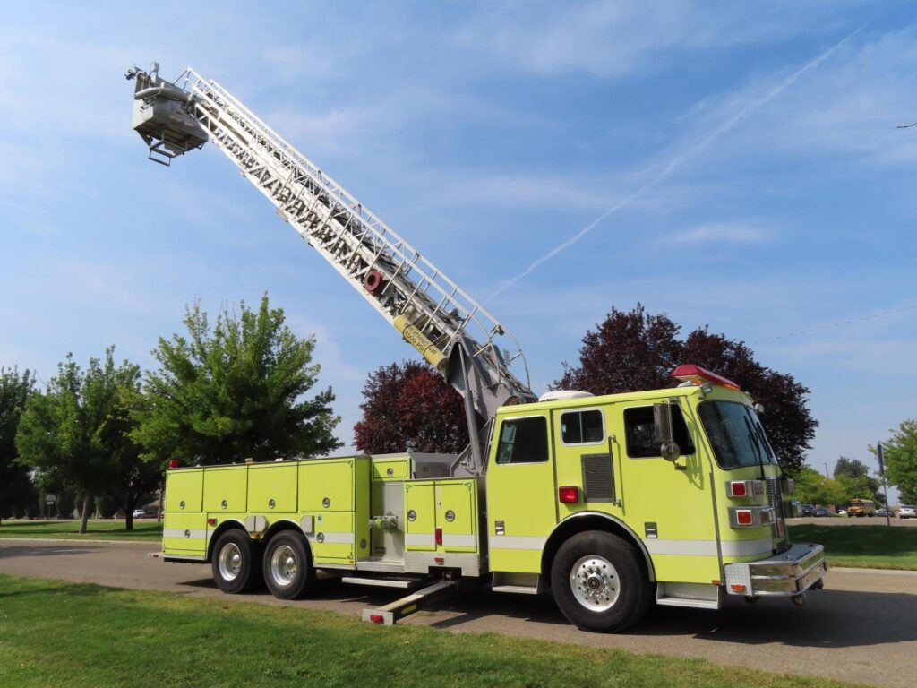 1994 Sutphen Aerial Truck (Q1223) | Fenton Fire