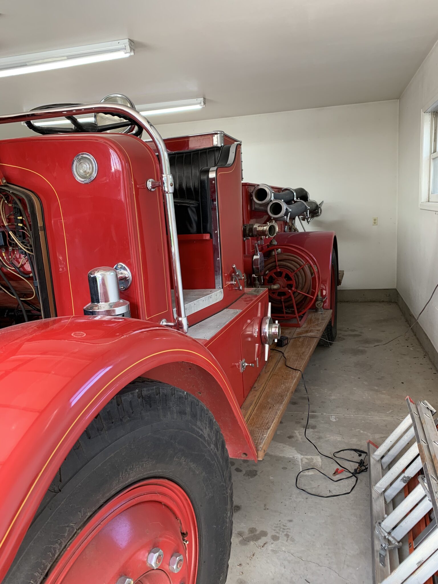 1920's USA Fire Pumper RARE! (U0911) | Fenton Fire