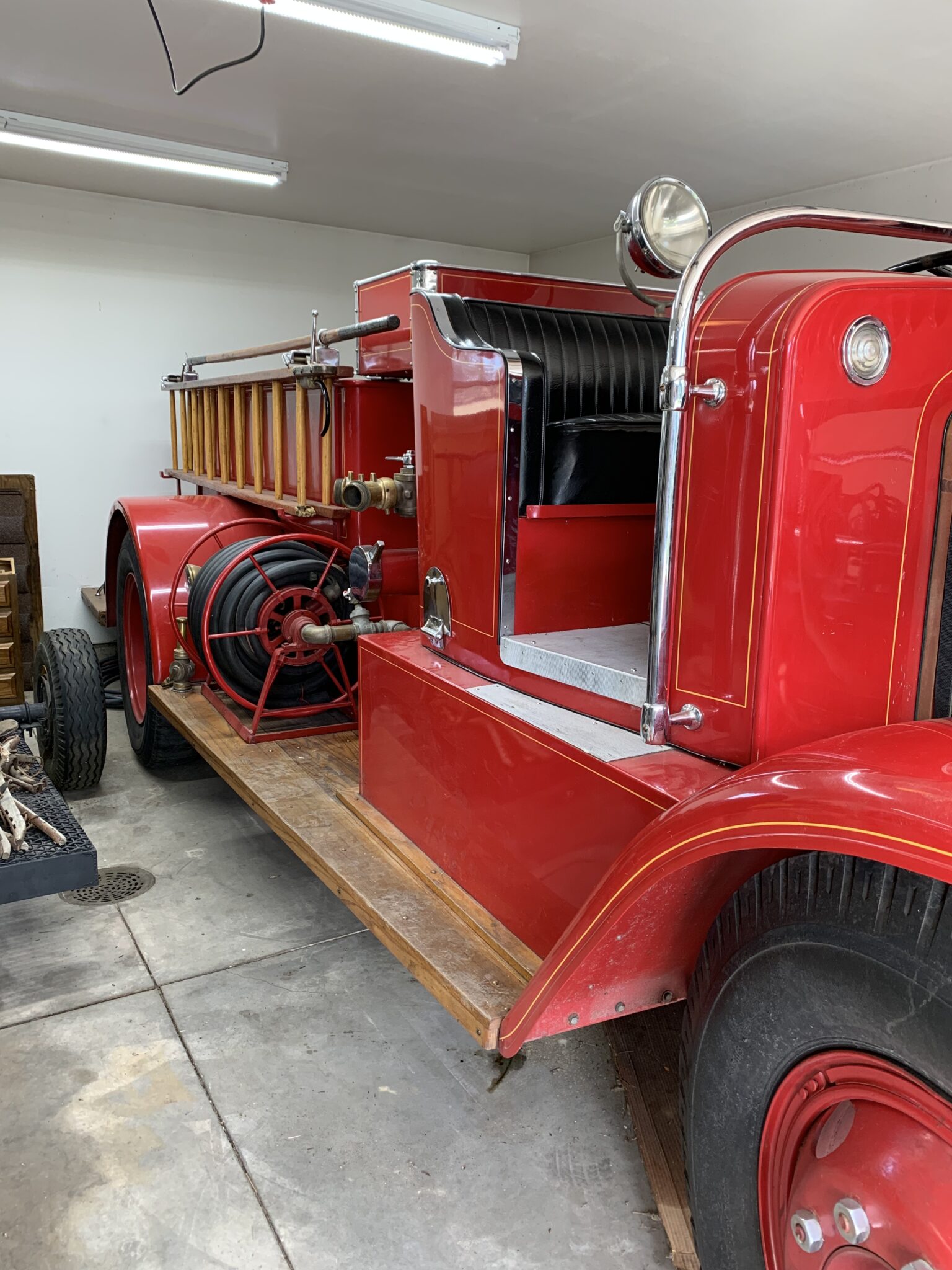 1920's USA Fire Pumper RARE! (U0911) | Fenton Fire