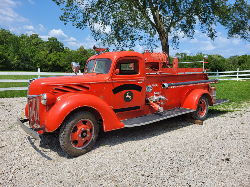 1940 Ford Antique Pumper (U0924) | Fenton Fire