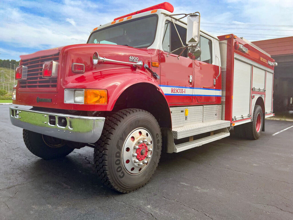 1996 International E-One 4x4 Rescue RESCUE TOOLS INCLUDED (R2342 ...