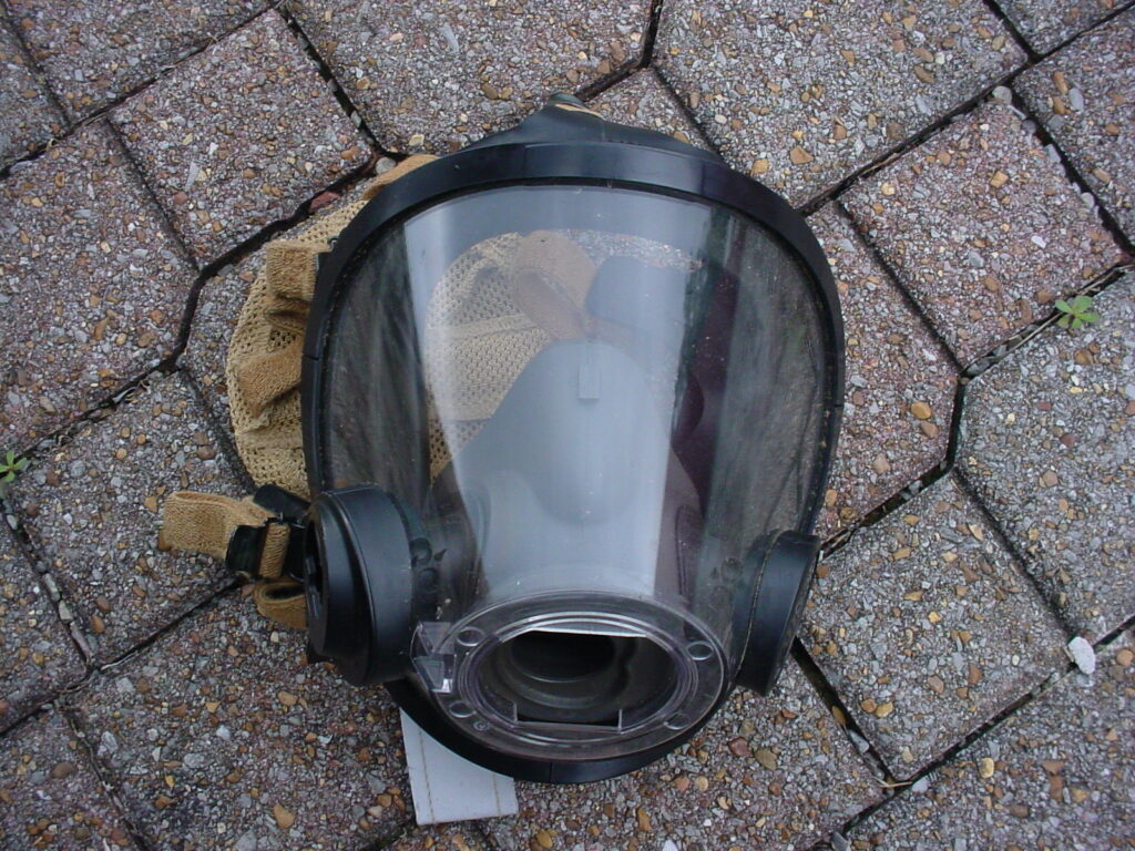 Used Scott AV3000 Masks [ 10 available] (A2701) | Fenton Fire