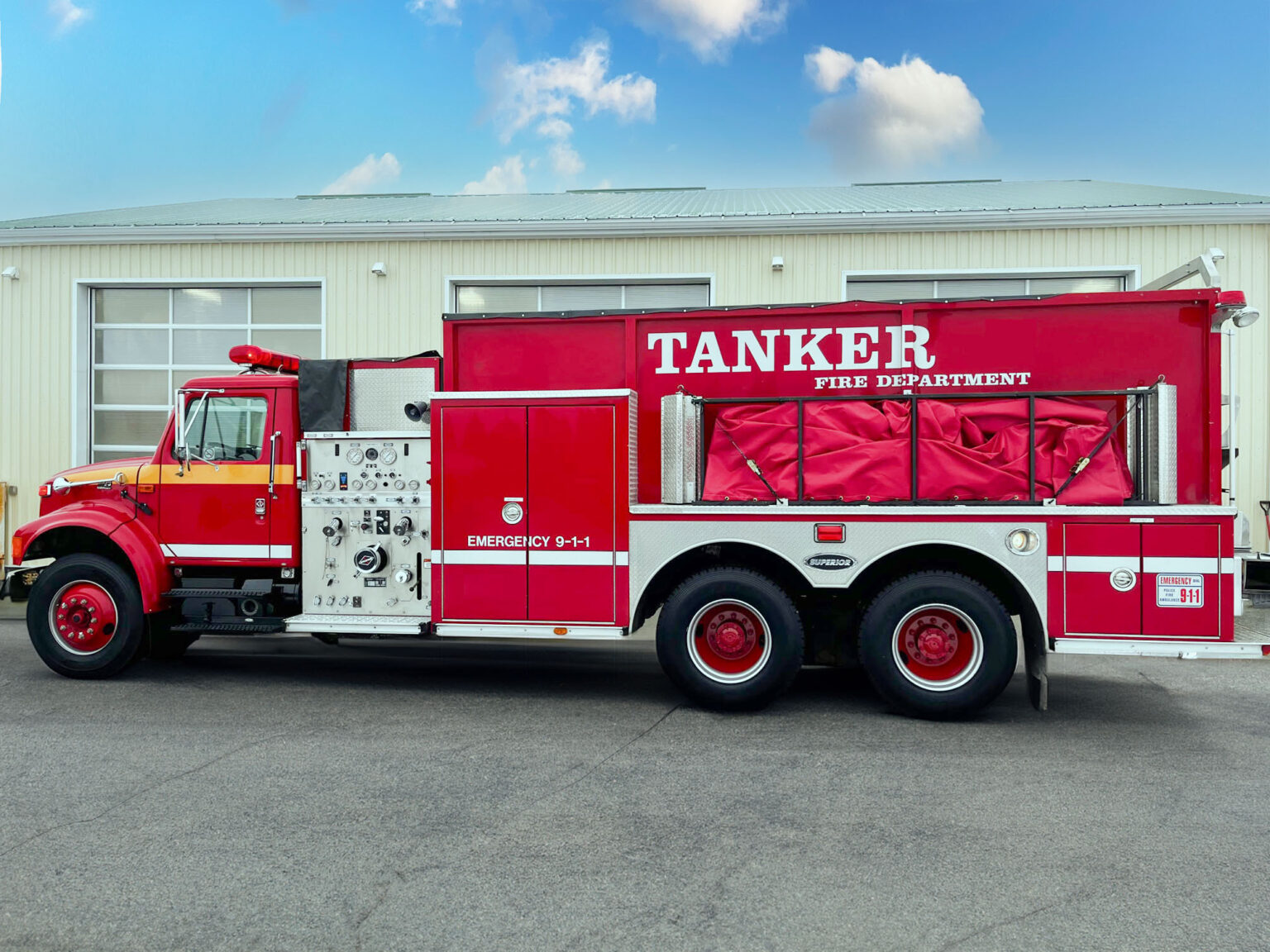 2001 International Pumper Tanker 1250/3200 (T1392) | Fenton Fire