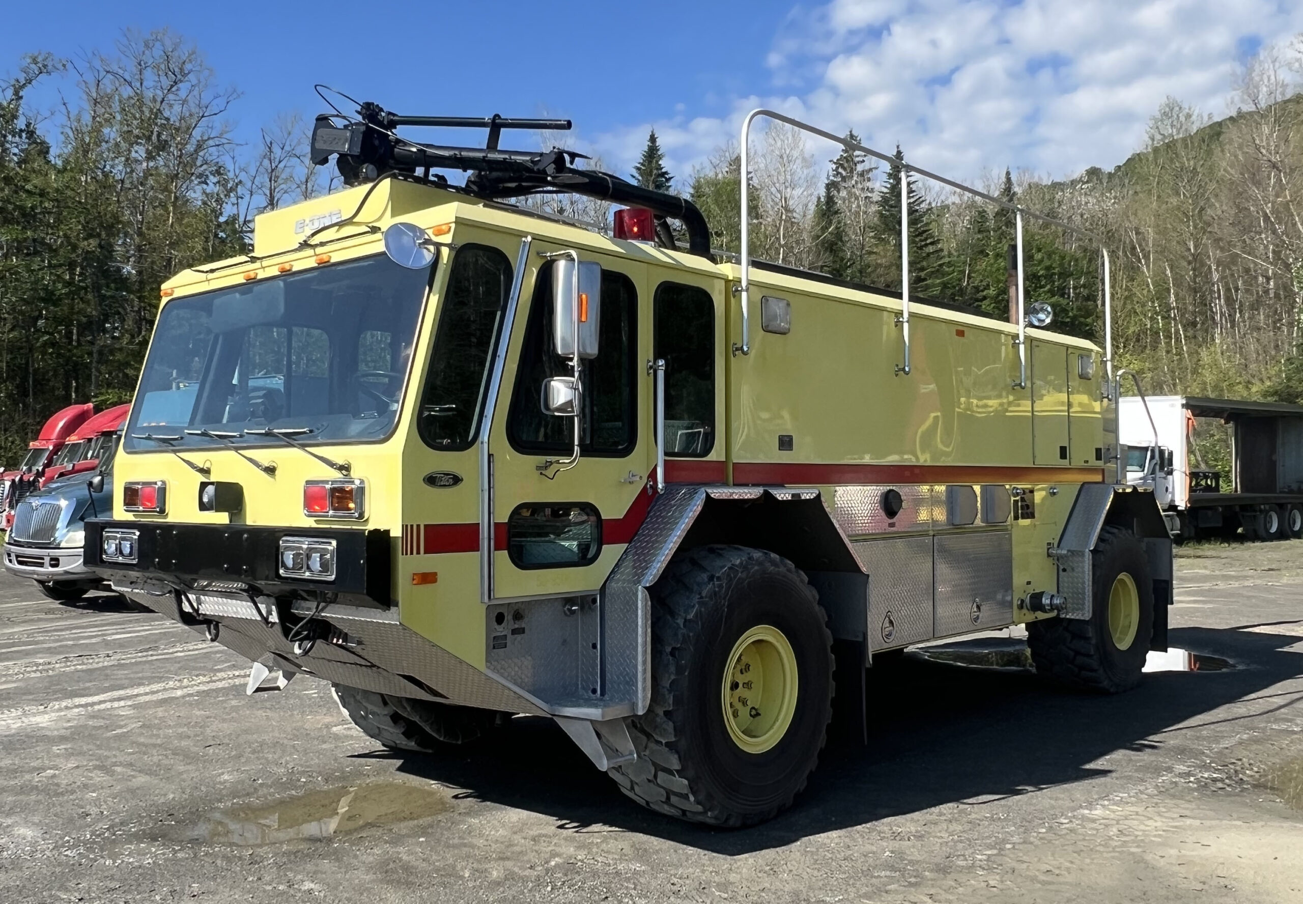 1995 E-One Titan 4x4 ARFF Truck 1250/1500/200 (O1222) | Fenton Fire