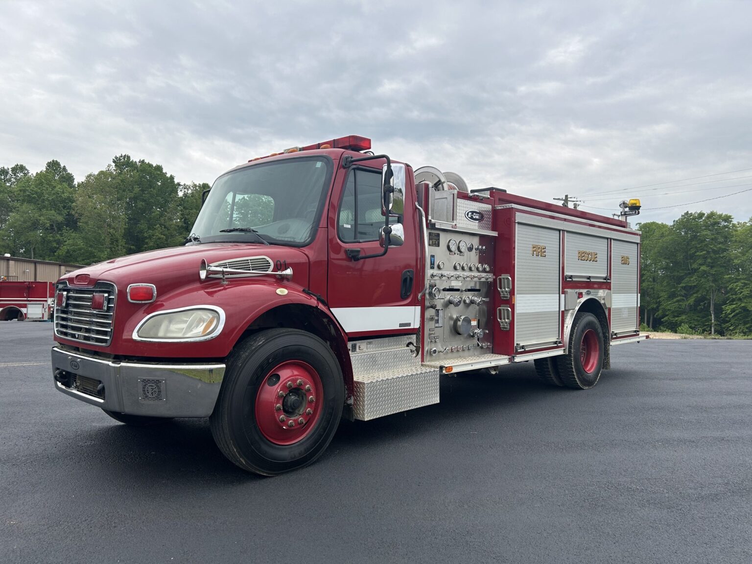 2004 Freightliner Pumper Tanker 1250/1600 (T1430) | Fenton Fire