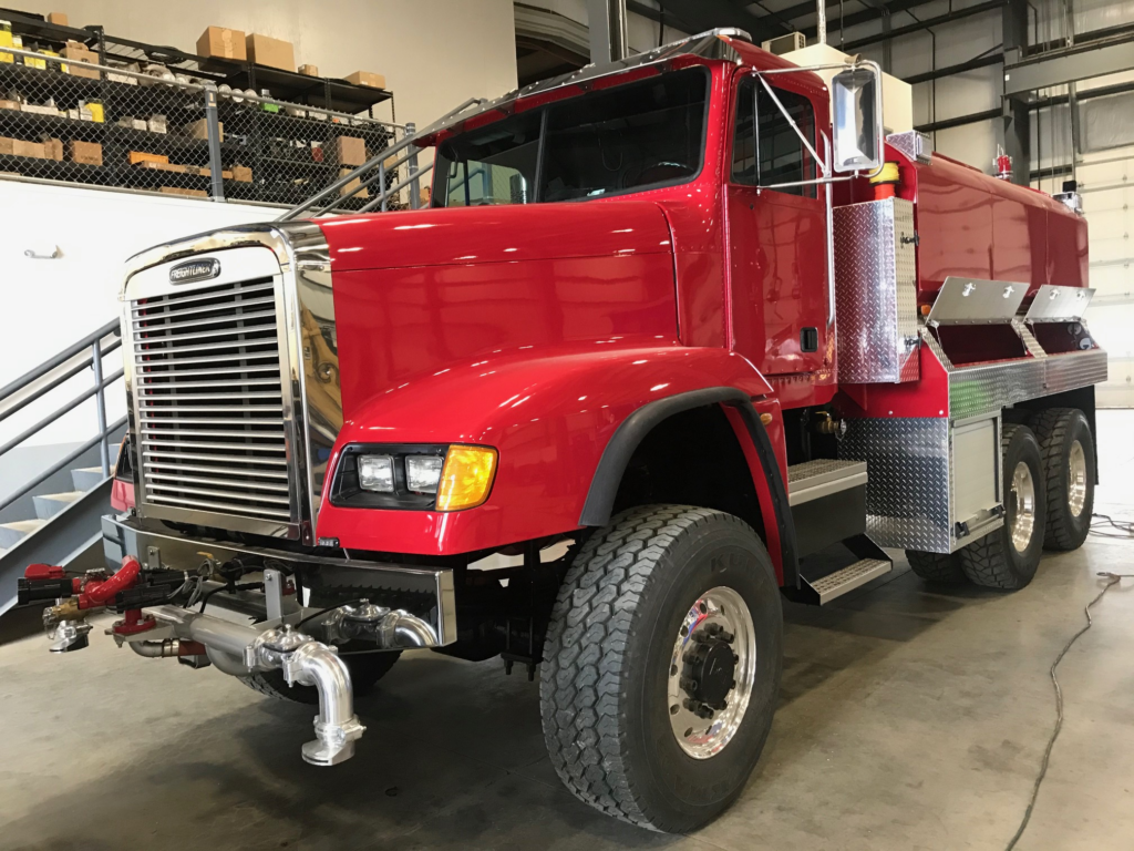 2010 Freightliner 6x6 3000 Gallon Tanker (T1442) | Fenton Fire