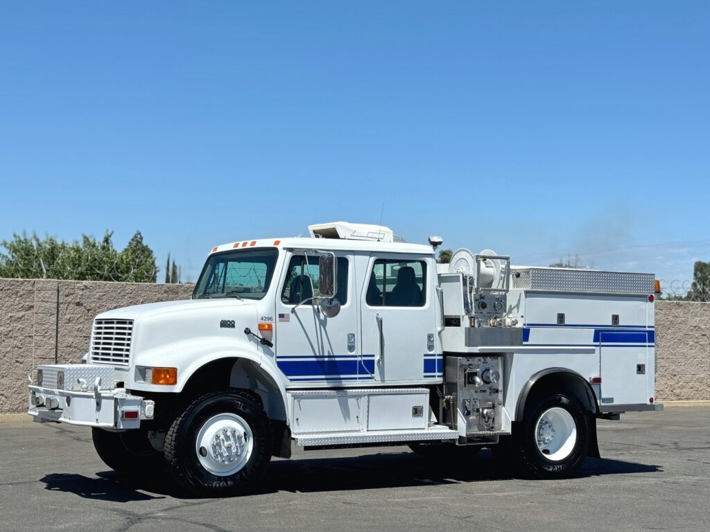 1998 International 4800 4x4 Type III Fire Truck 500/500/20 (W1419 ...