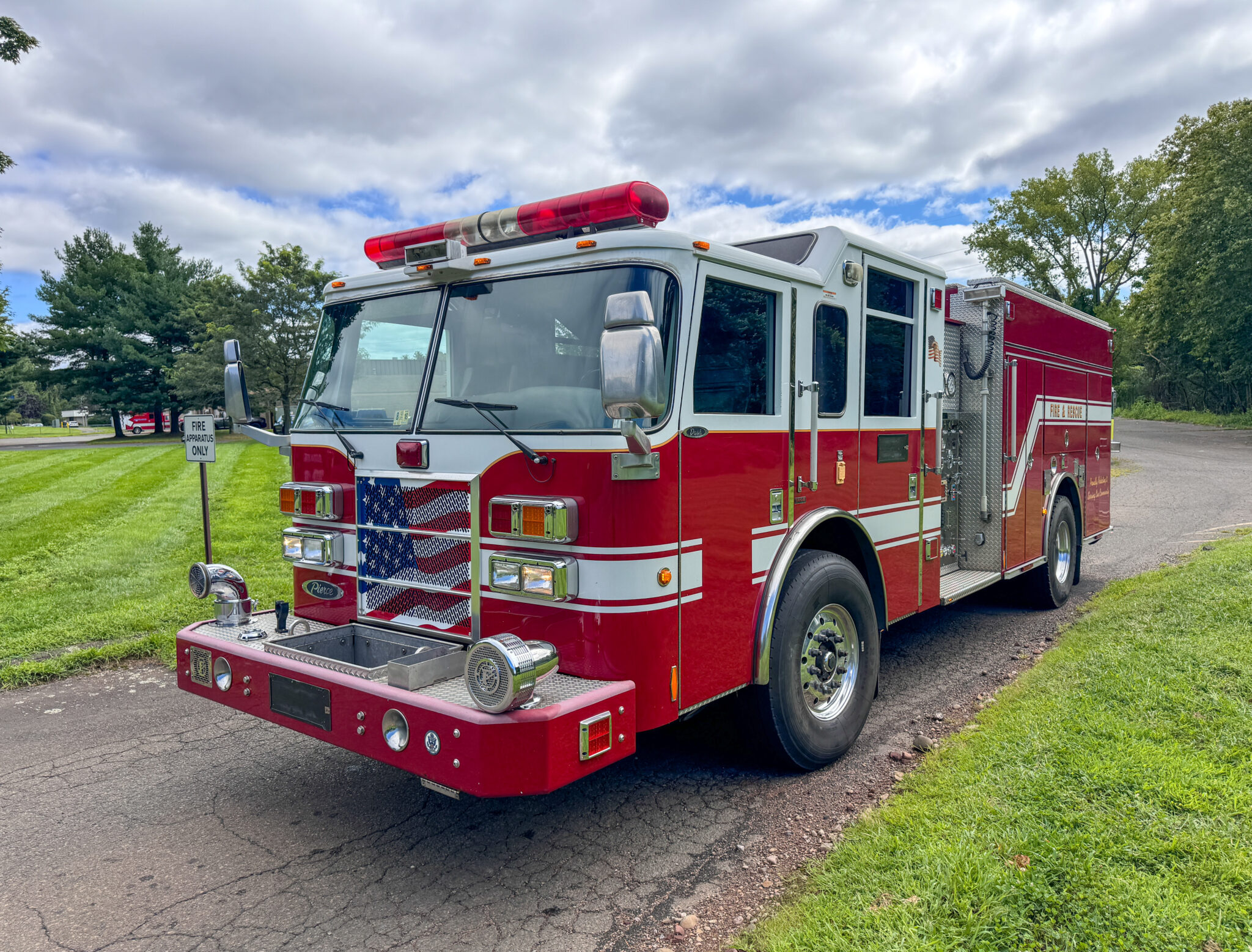 2005 Pierce Dash Rescue Pumper 1500/625 (E4882) | Fenton Fire