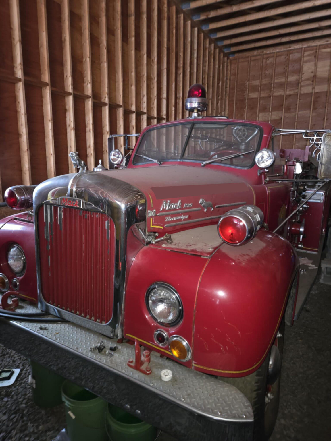 1958 Mack Antique Pumper (U0997) | Fenton Fire