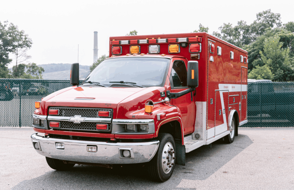 2007 Chevy C4500 LifeLine Type I Ambulance (R2496) | Fenton Fire